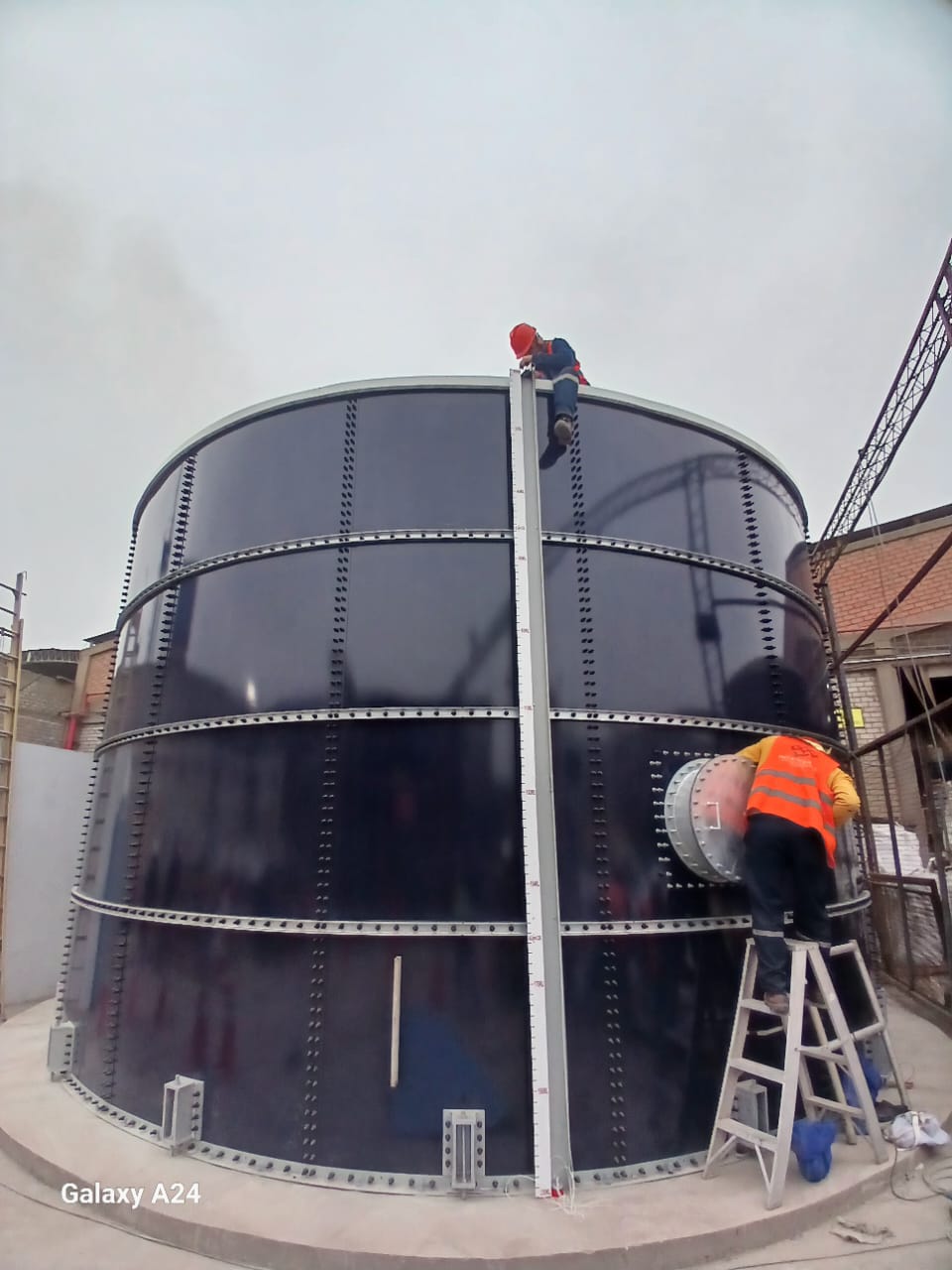Fábrica de Baterías Etna - GPC Ingenieros - Global Tanks SAC